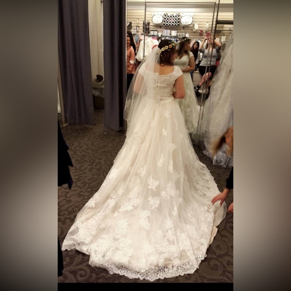 Oleg Cassini | Dresses | Oleg Cassini Wedding Dress | Poshmark